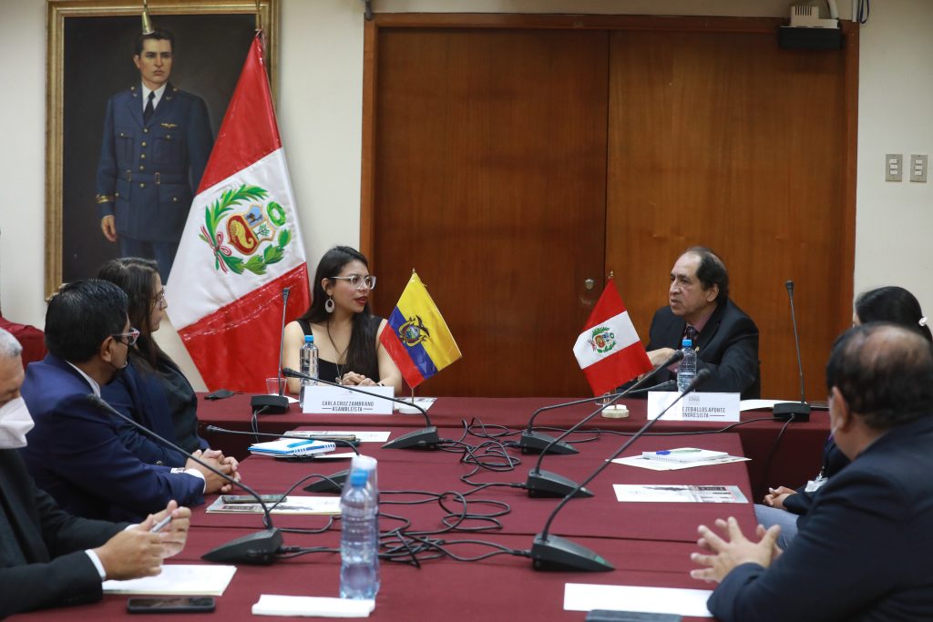 Mesa de trabajo - Comunicaciones » Comunicaciones