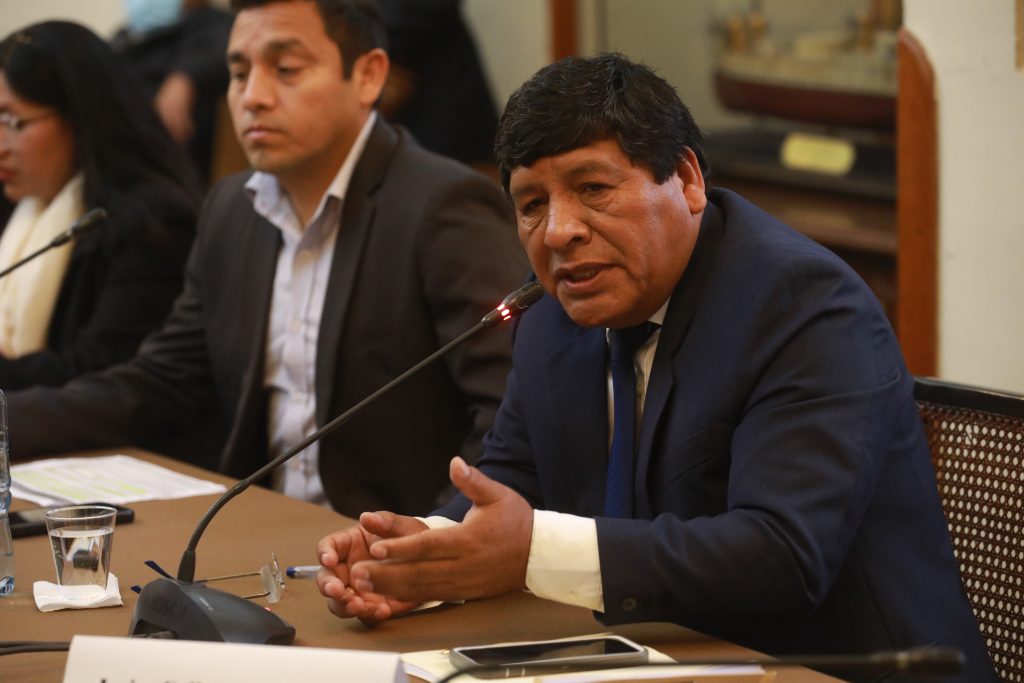 Gobernador de Ica sustenta presupuesto para el 2023 - Comunicaciones ...