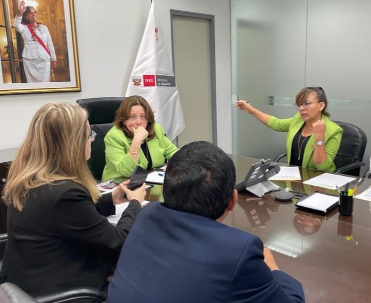 Bancada de Podemos Perú continúa segundo día de Semana de ...